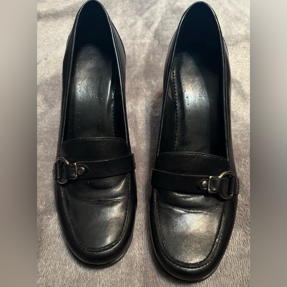 Connie | Shoes | Womens Connie Black Kylie Loafers | Poshmark